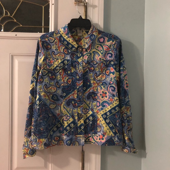 Tops | Patterned Button Up Shirt | Poshmark